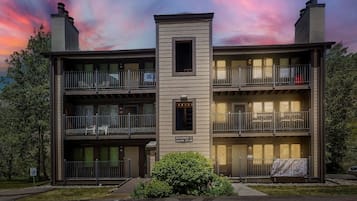 Apartamento em Condomínio Fechado, 3 quartos | Exterior