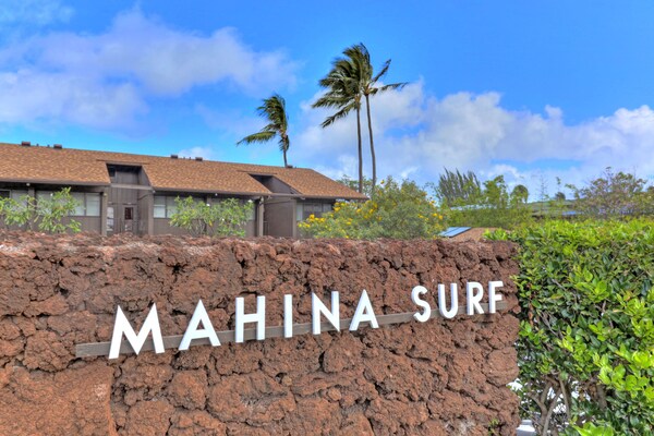 Mahina Surf - Maui
