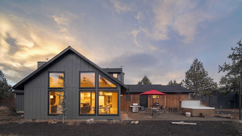 The Gem Estate By Avantstay Modern Farmhouse W/ Lavender Fields + Hot Tub - Sisters, OR