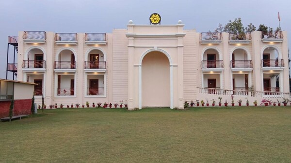 Aar Resort And Spa - Dehradun