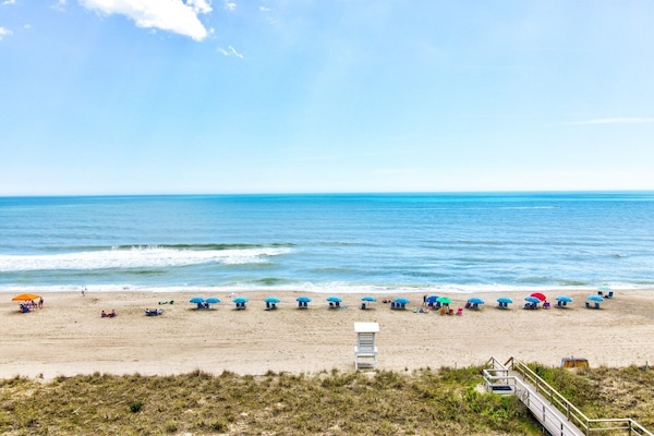 Condo, 1 quarto | Praia | Na praia