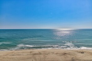 Apartamento em Condomínio Fechado, 2 quartos | Praia | Perto da praia 