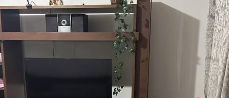 Wi-fi grátis, roupa de cama fornecida