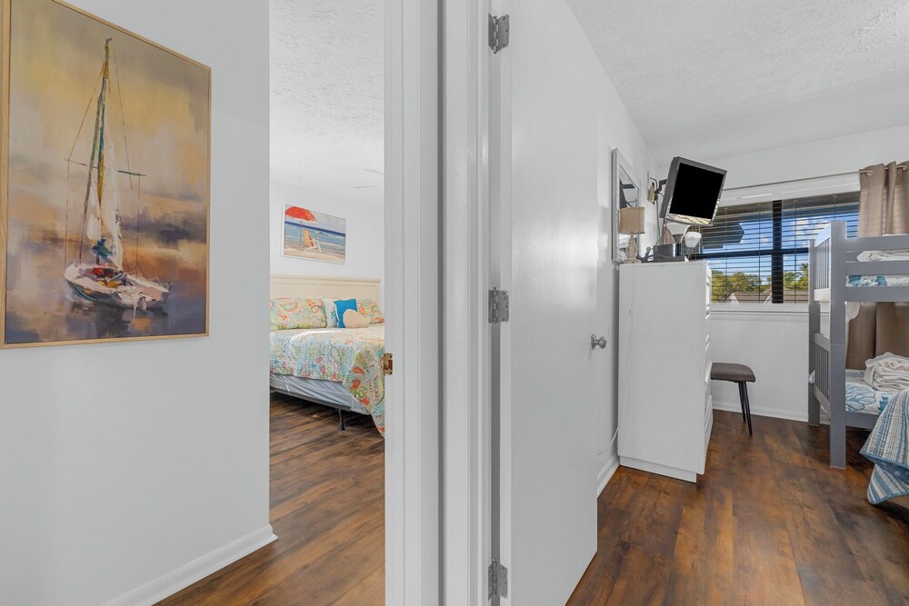 1 Block From Beach! 3 Bedroom Condo At Sea Grove - Surfside Beach, SC