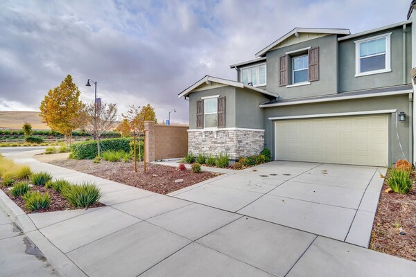Newly Built Tracy Home W/ Backyard + Pool Access! - Carnegie State Vehicular Recreation Area, Tracy