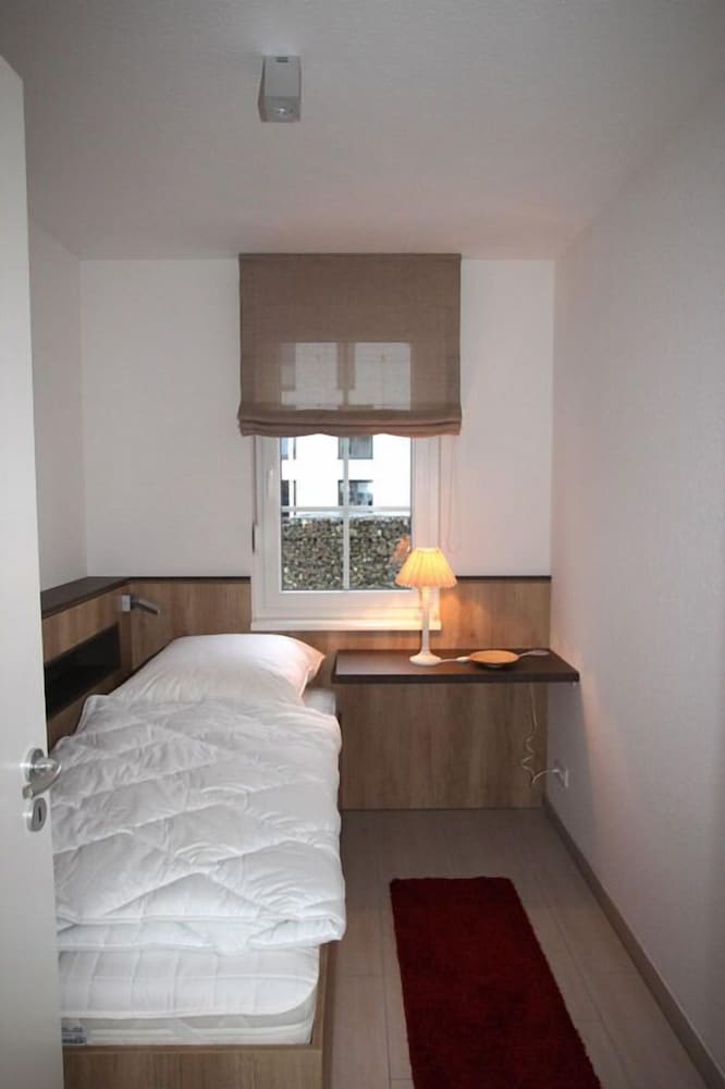 Sonnige 3 Zimmer Ferienwohnung Mit Terrasse Und Garten Nur 250 M Zum Strand - Nienhagen