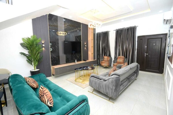 Iris-gold Apartments - Ibadan