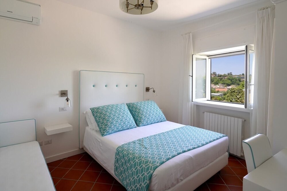 Resort Lubrense - Perfect For Large Groups - Vico Equense