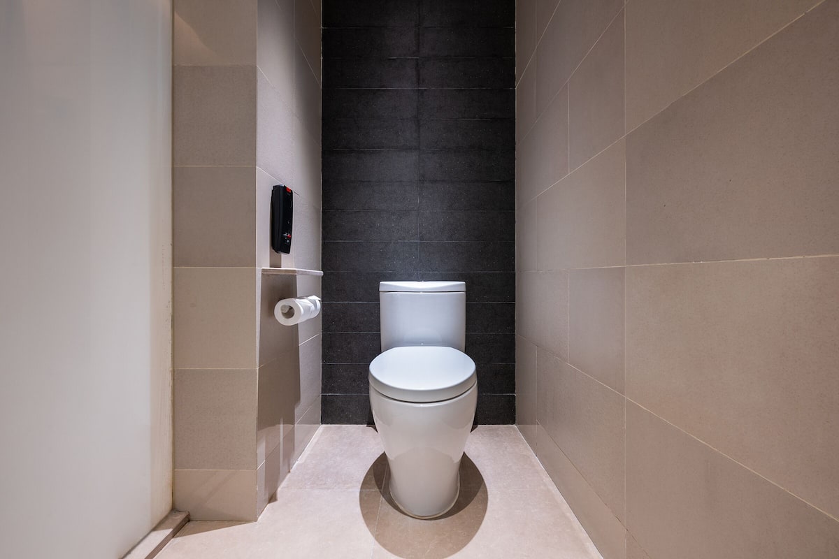 Quarto Superior, 2 camas individuais | Casa de banho | Artigos de higiene pessoal grátis, um secador de cabelo, roupões