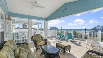 Casa de Férias, várias camas, acesso à piscina, vista para o oceano (5410 Gulf Dr) | Terrenos do alojamento