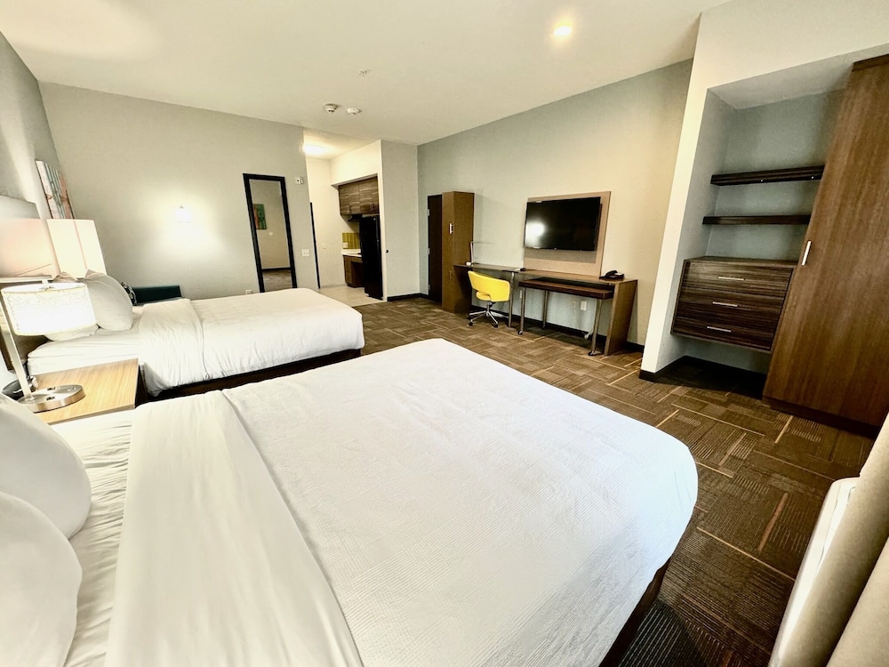 Fort Stockton Inn & Suites - Fort Stockton, TX