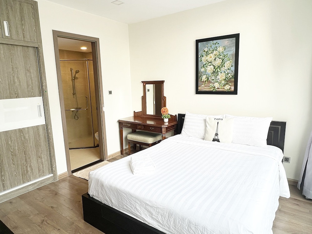 Luxury Apartment At Vinhomes Central #1 - Ho Chi Minh