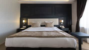 Suíte júnior | 1 quarto, quartos à prova de som, Wi-Fi de cortesia, roupa de cama