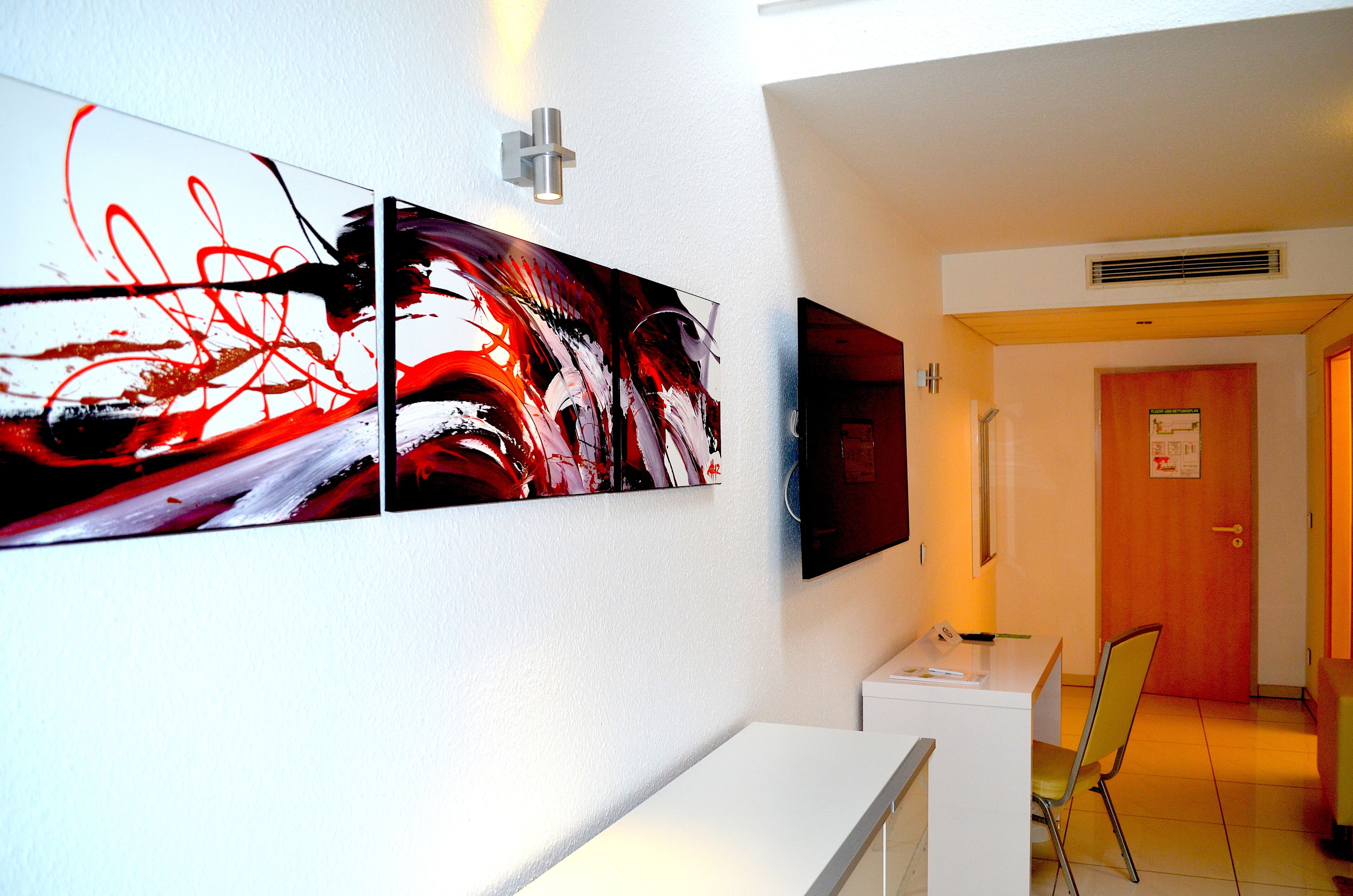 Escrivaninha, quartos à prova de som, Wi-Fi de cortesia