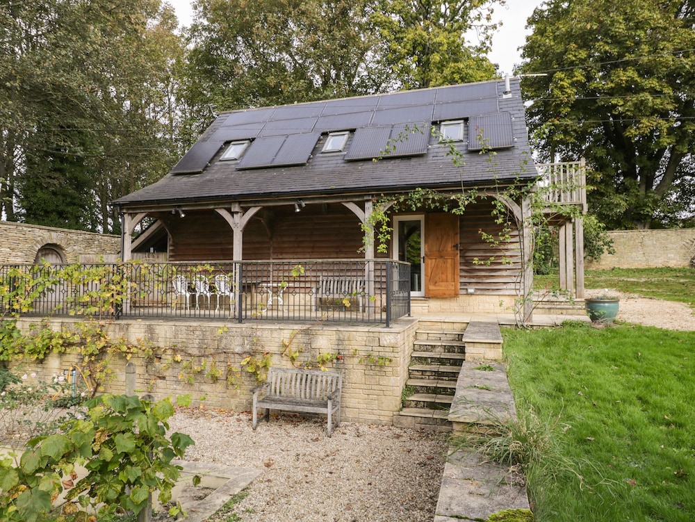 The Barn At Westhall Cottage - Burford, UK