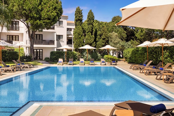 Pine Cliffs Suites - Algarve