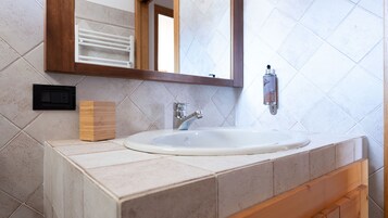 Apartamento (2 Bedrooms) | Parte interna