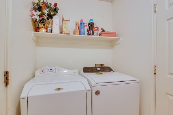 Charming Mcallen Rental Home W/ Private Backyard! - Mission, TX