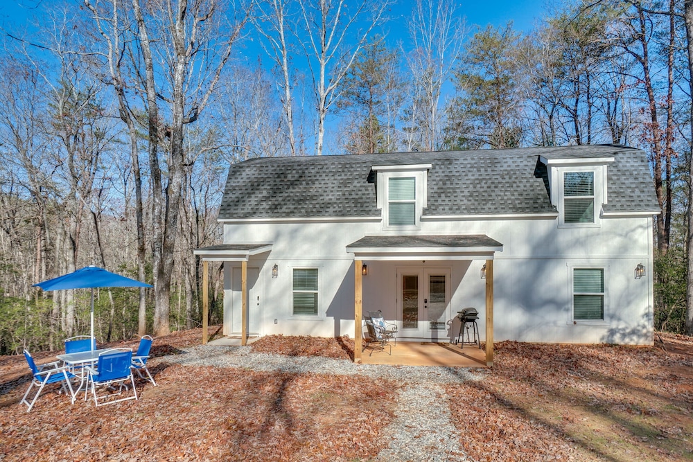 Cleveland Retreat W/ Patio: Yonah Mountain Views! - Cleveland, GA