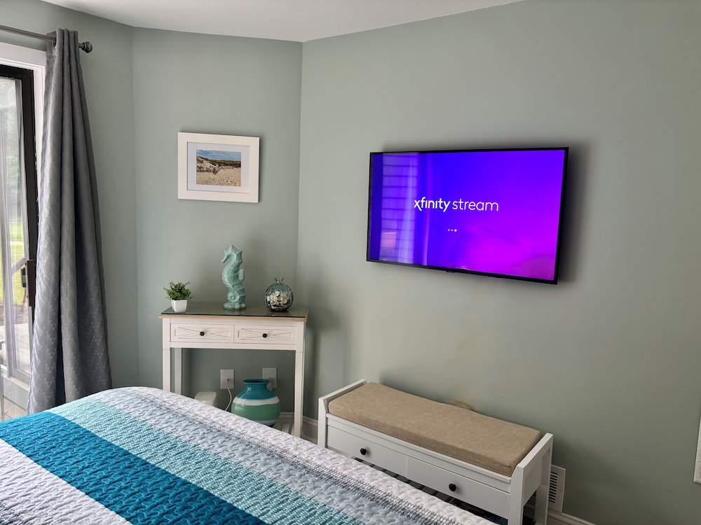 Explore New Seabury's Year Round Charm - Views + Beach+ Pool+ Deck. - Massachusetts