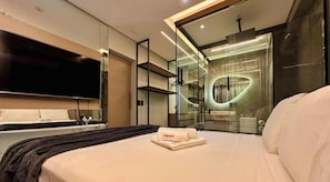 Suíte superluxo | Wi-Fi de cortesia, individualmente mobiliados, roupa de cama