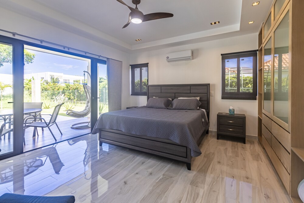 Brand New Luxury Villa Located In A The Most Pristine Gated Community - Sosúa