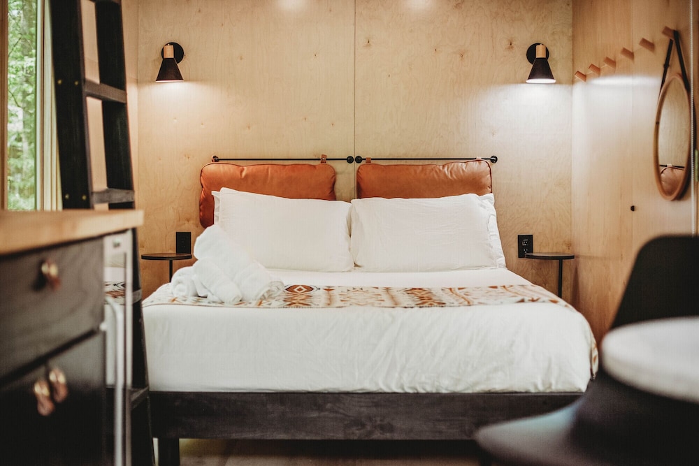 Lumen Nature Retreat | Cabin HYGGE-LINNEA - Woodstock | Vrbo