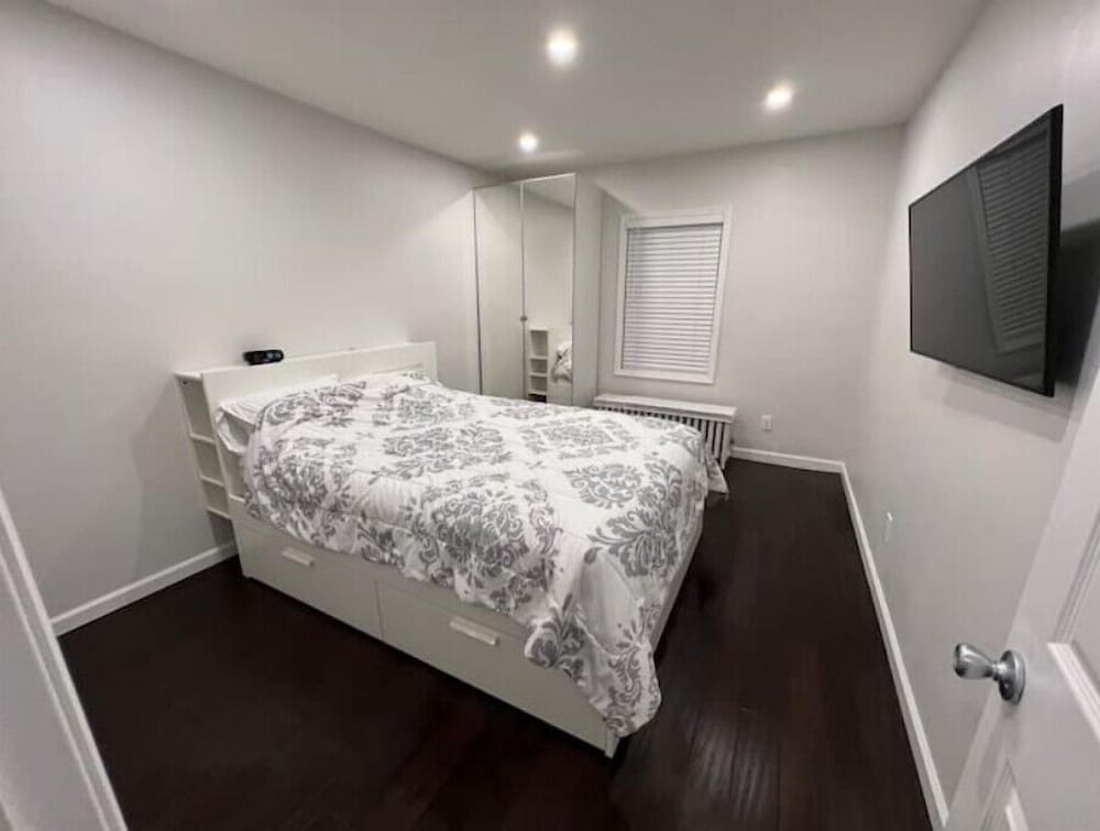 Lovely 1 bedroom apartment with office. - New York | Vrbo