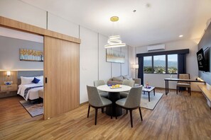 Aston Suite | 1 quarto, cofres nos quartos, escrivaninha, quartos à prova de som