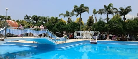 Piscina exterior