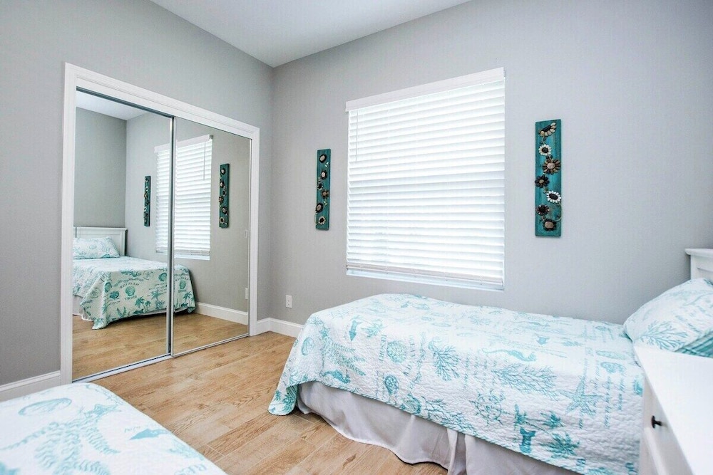 Spacious Home With Large Yard | Perfect For Families - North Port, FL