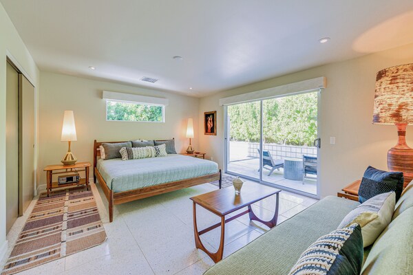 2 Mi To Downtown: Luxe Palm Springs Home! - Palm Springs, CA
