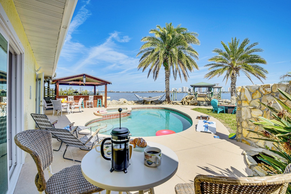 Waterfront Daytona Escape W/ Pool & Game Room! - Daytona Beach