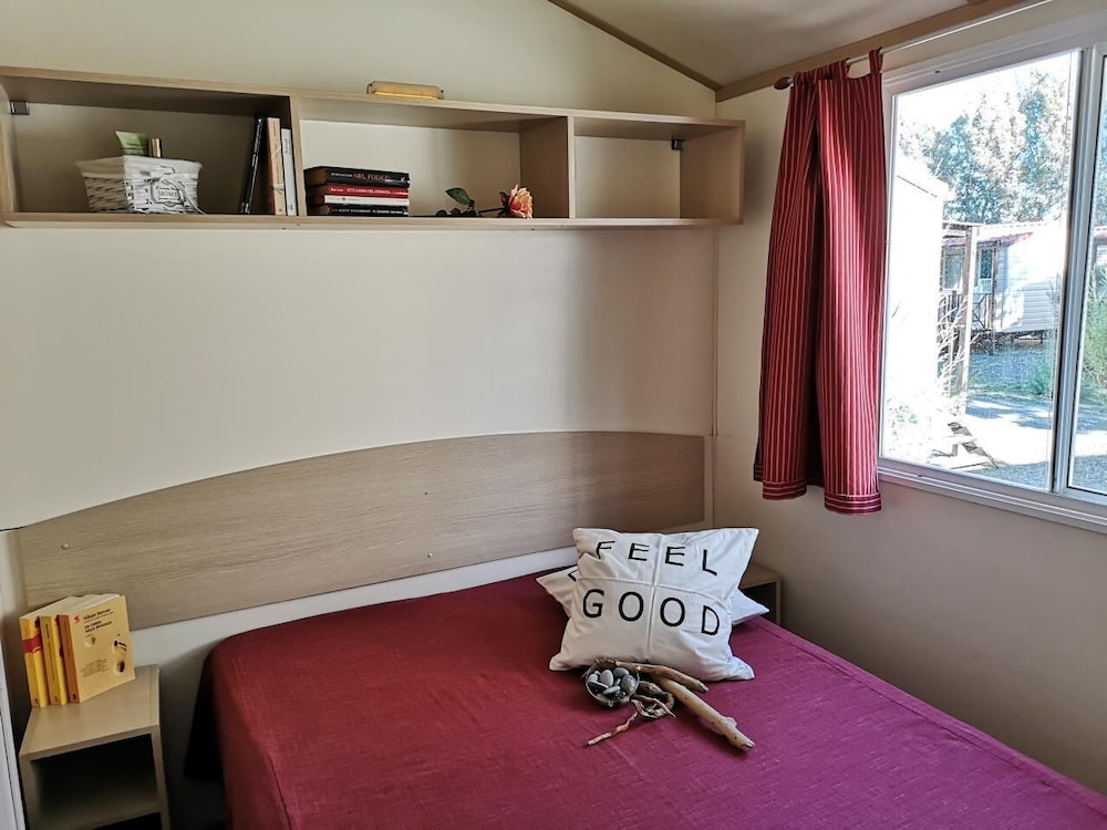 Vacation Village Le Tamerici Mobilehome Arno For 6 Persons - Tuscany