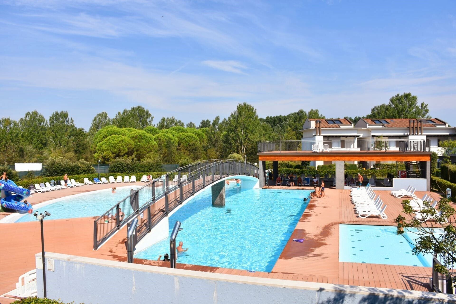 Apartamento, 1 quarto, pátio, vista para o jardim | Piscina | Piscina exterior 