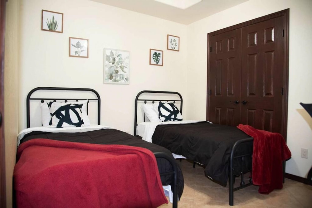 2bd 2bt Apartment 1 Min To University Utrgv - Edinburg, TX