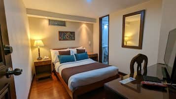 Quarto básico, 1 cama de solteiro grande | 1 quarto, Wi-Fi de cortesia