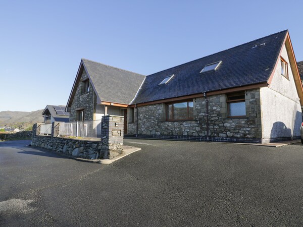 Y Tylwyth - Blaenau Ffestiniog