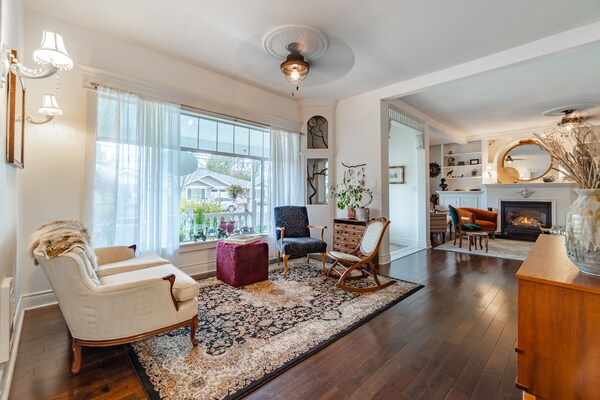 The Cottage And Castle - Chemainus