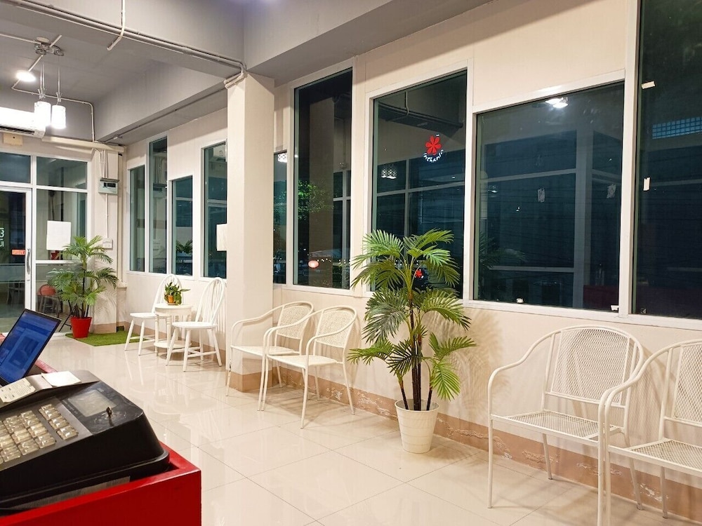 Pj Hostel - Pak Chong