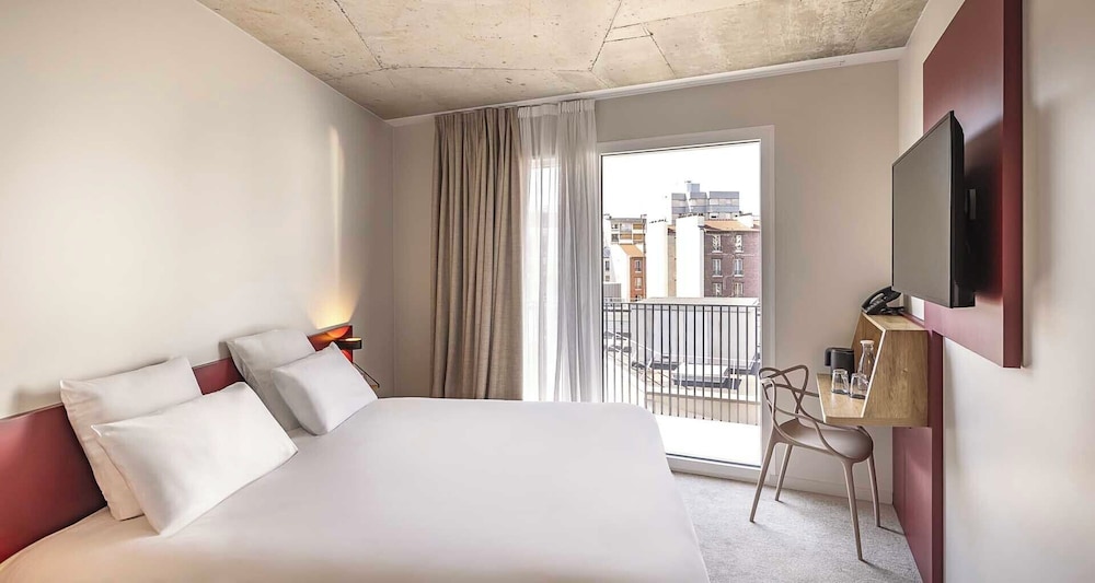 Best Western 11bauer Paris Saint-ouen - Saint-Denis, France