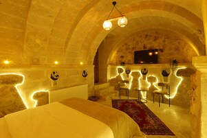 Quarto superluxo | Roupas de cama premium, camas Select Comfort, frigobar