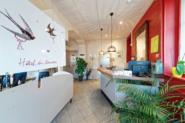 Contact Hôtel Du Commerce Et Son Restaurant Côte à Côte - Autun