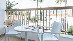 Quarto duplo básico (Inland View) | Terraço/pátio