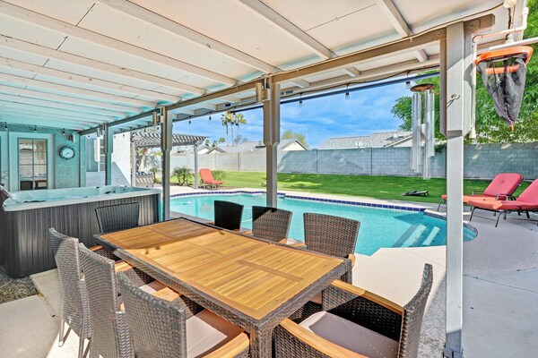 Peoria Home W/ Private Pool, Hot Tub, & Gas Grill! - Phoenix, AZ
