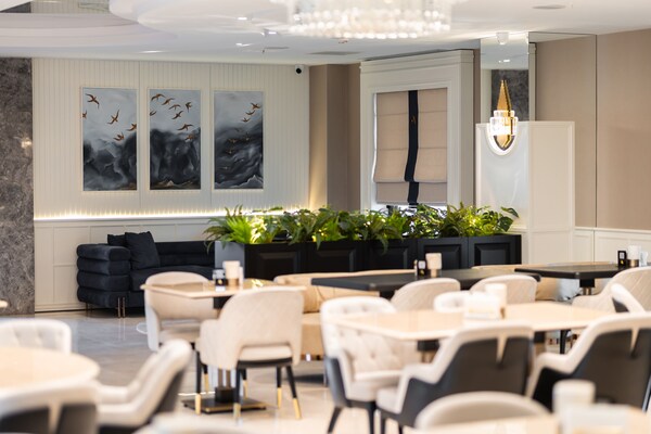 Aliba Hotel - Орестиада