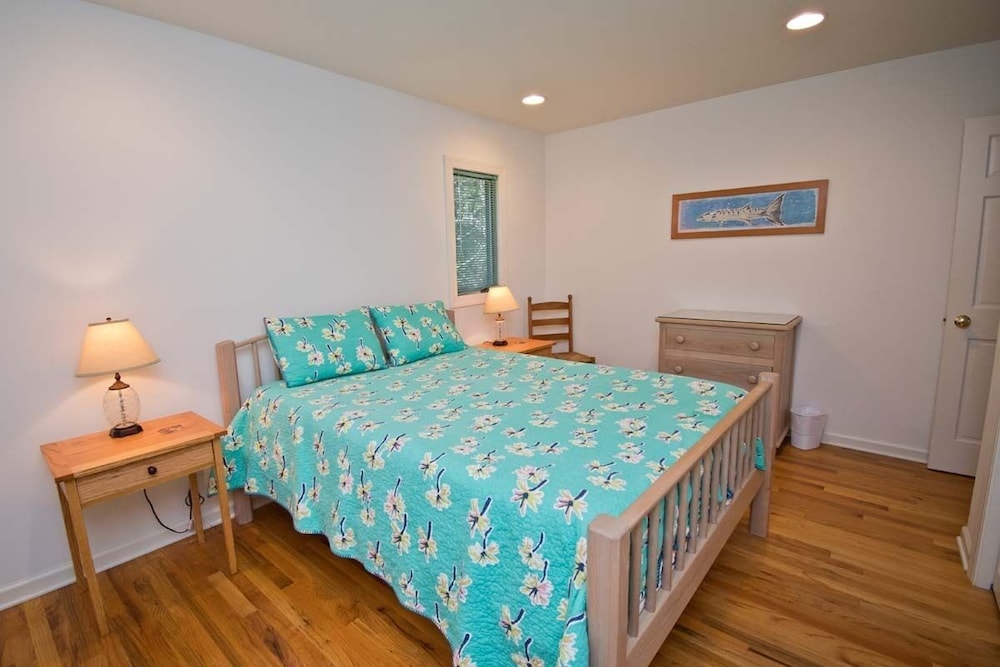 Nina Street House, Oceanside House in Emerald Isle, NC! - Emerald Isle ...