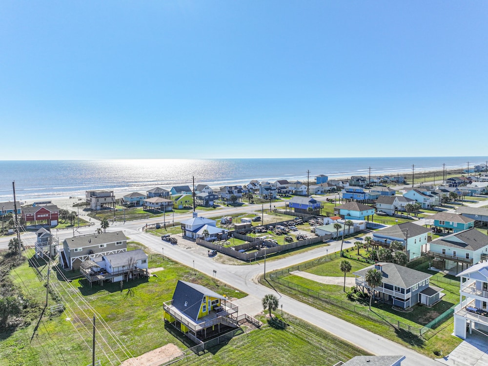 Hello Sunshine - Jamaica Beach, Galveston
