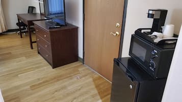 1 quarto, cofre no quarto, cortinas/cortinados opacos