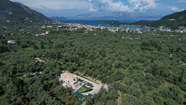 Elpida Luxury Apartments & Suites - Lefkada